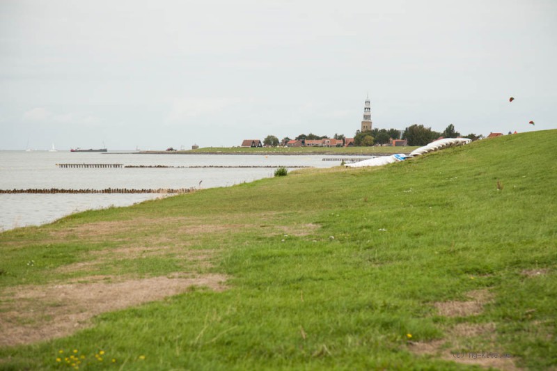 Hindeloopen: Surf- und Kitespot in der Region Ijsselmeer